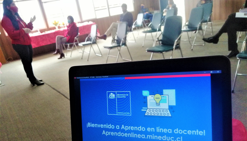 Mineduc lanza Aprendo En Línea Docente: 20 mil recursos para profesores ...