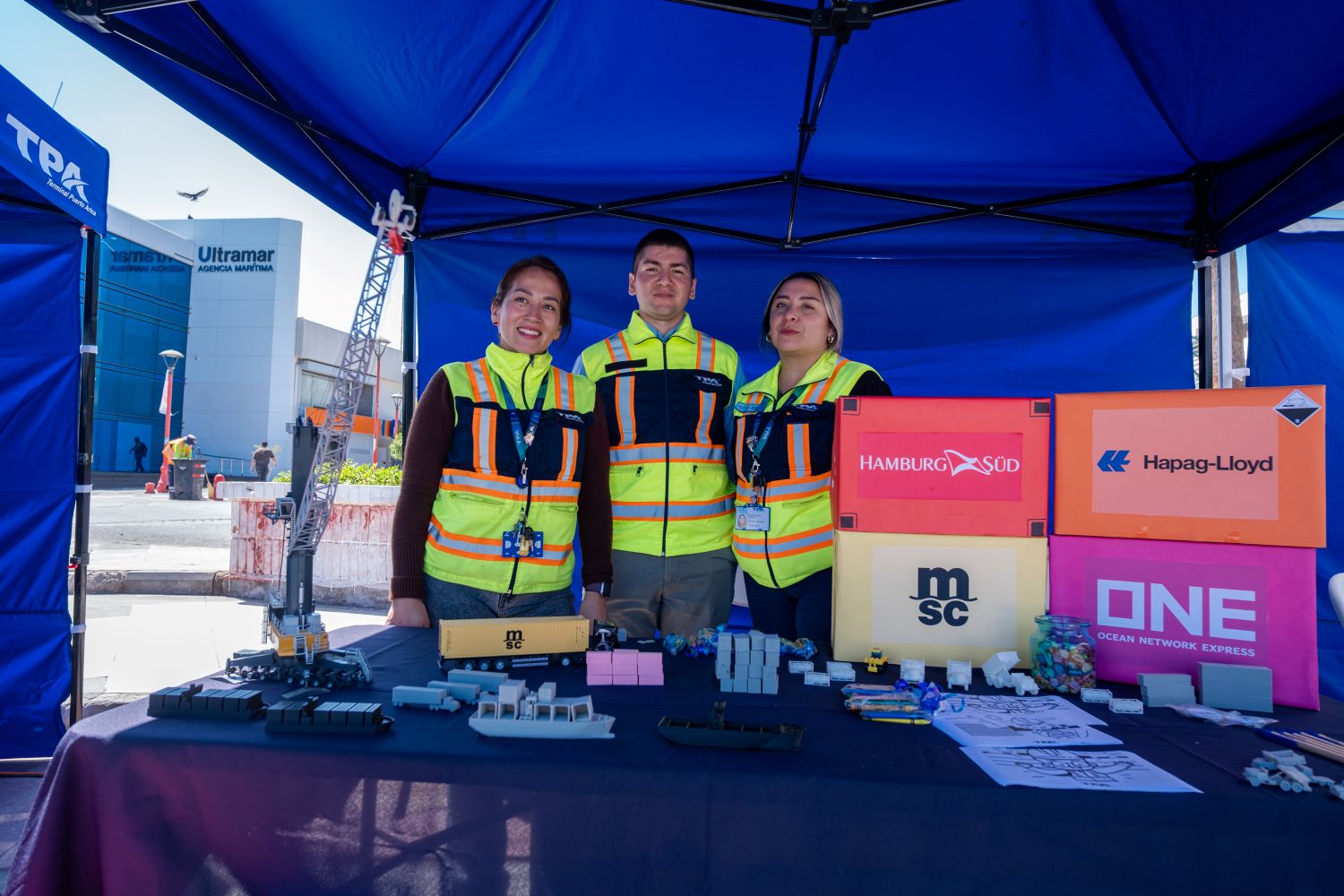 Exitosa Feria Comunitaria "Tu Puerto" acerca la actividad Portuaria a Arica - FronteraNorte.cl ...